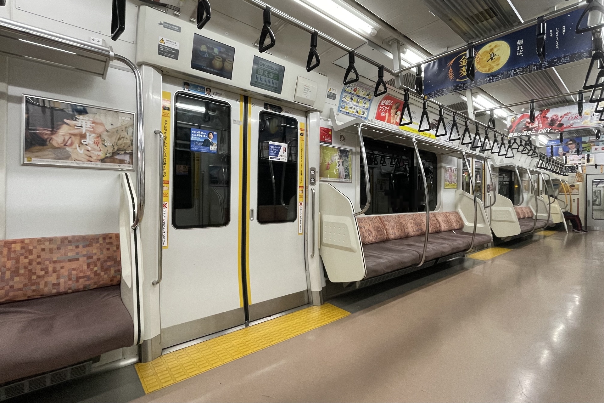 【富士急行直通】中央線E233系による中央特快 河口湖行き乗車記: Tama鉄道記